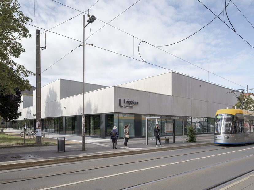 Sportbad am Rabet Modular New Swimming Facility for Leipzig - Press ...