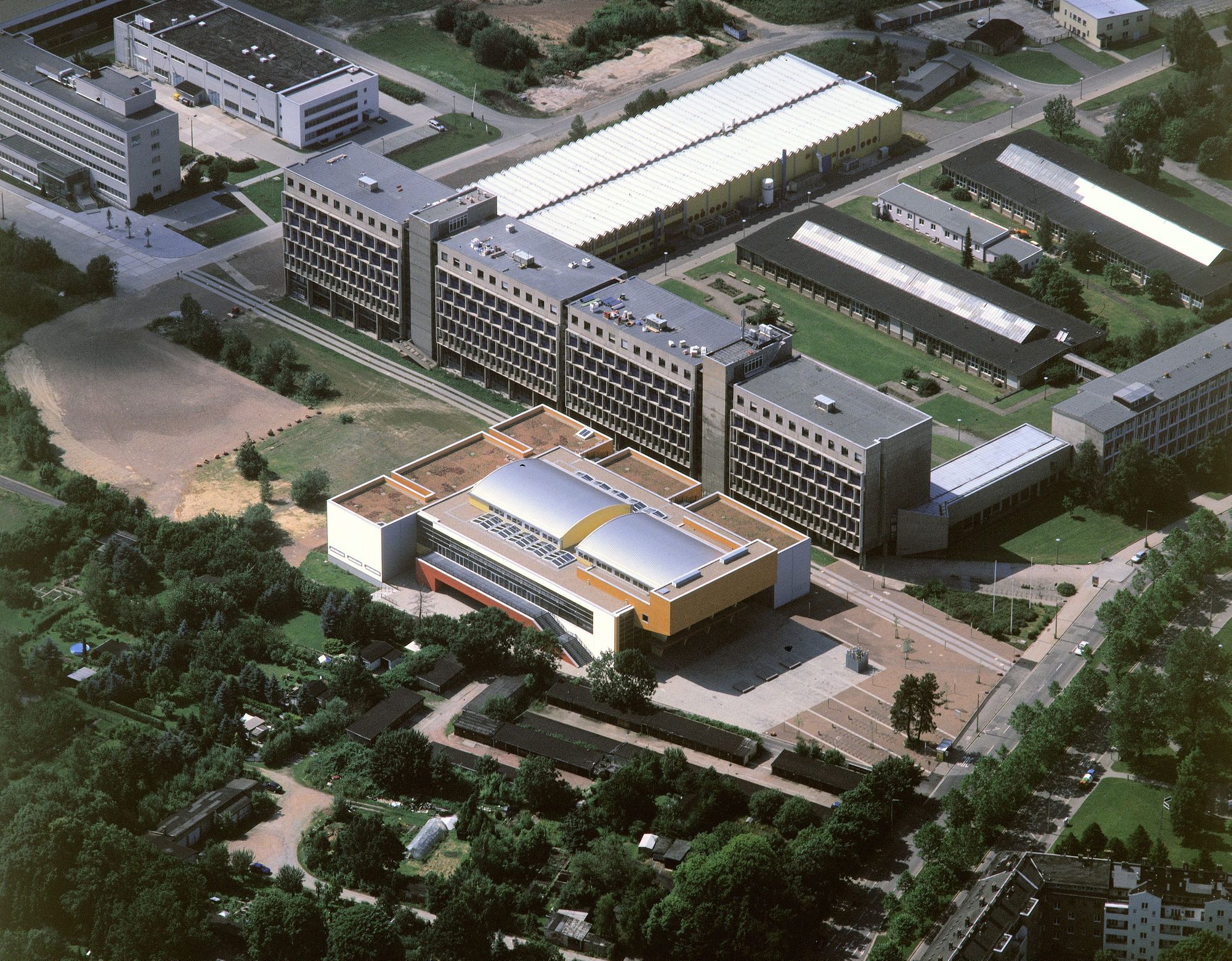 Lecture Theater Center, Chemnitz Technical University - Projects - gmp ...