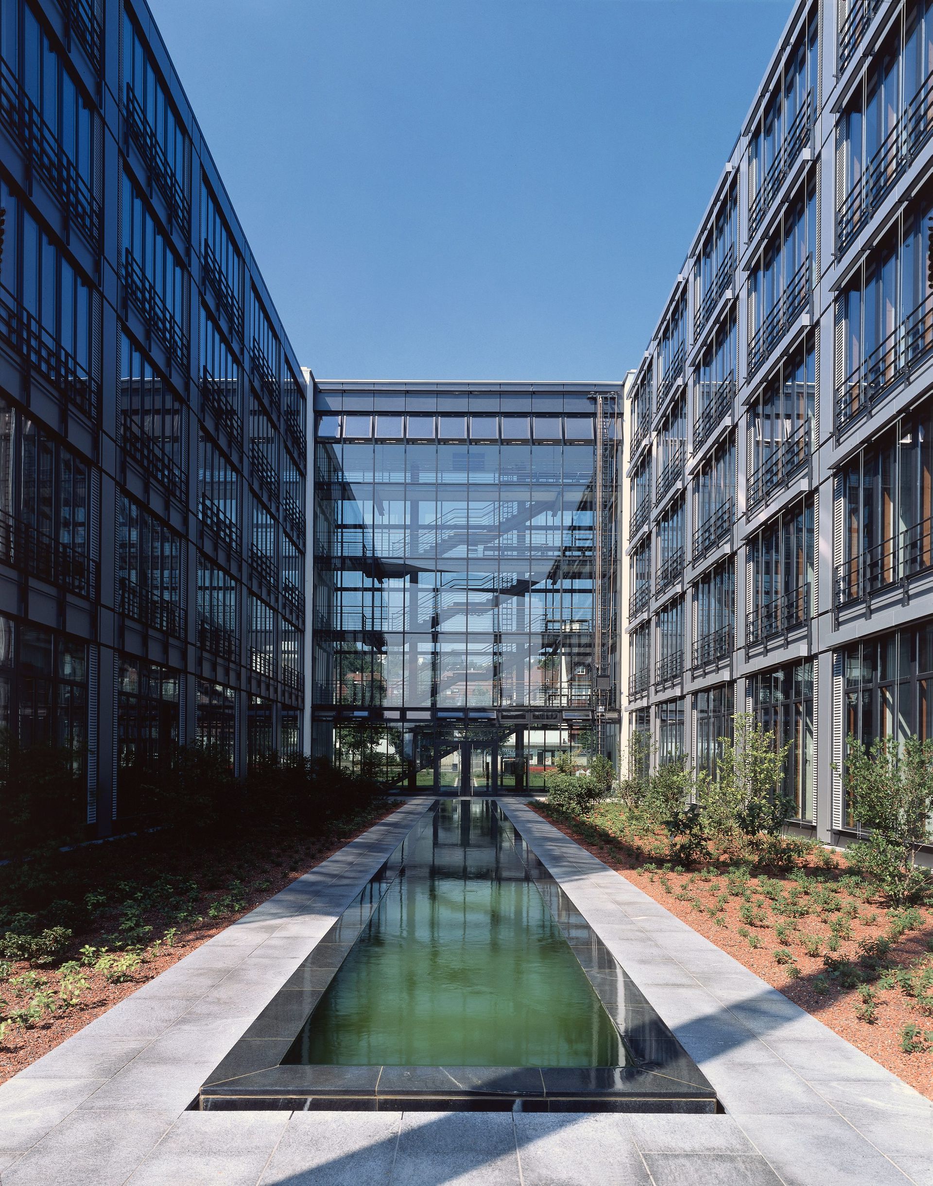 Gerling Insurance Company - Projects - gmp Architekten