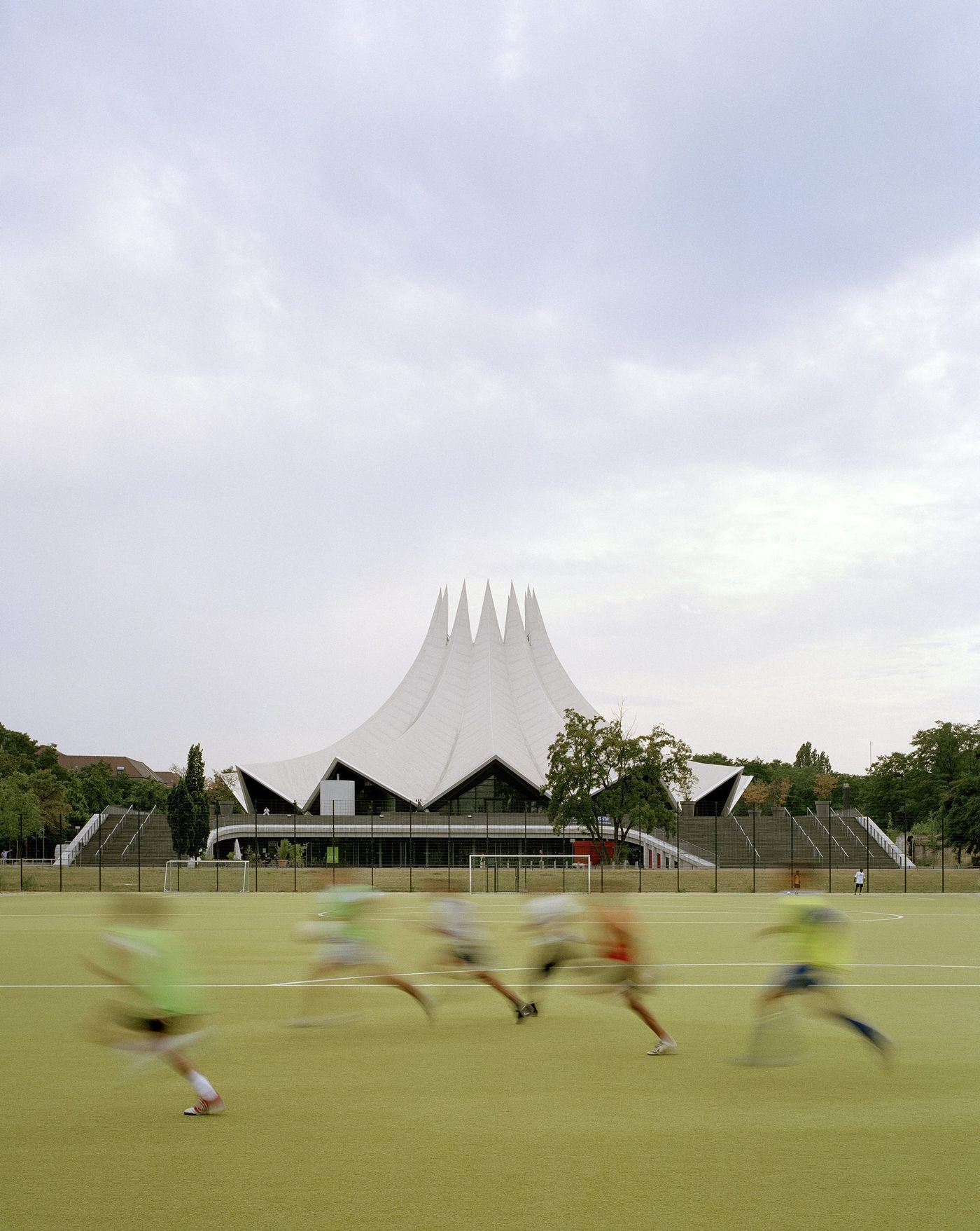 Tempodrom and Liquidrom - Projects - gmp Architekten