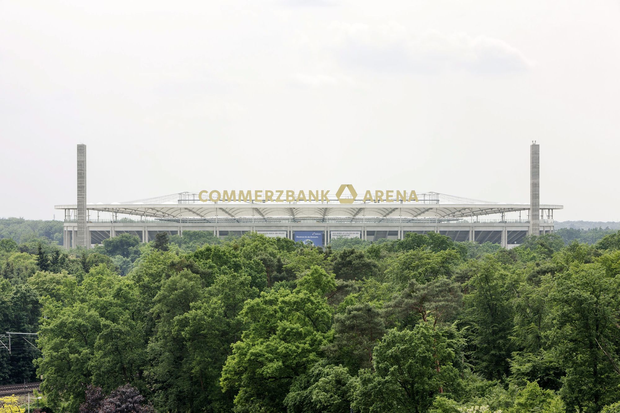 Deutsche Bank Park - Projekte - gmp Architekten