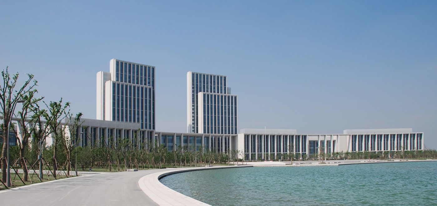 Gateway buildings - Projects - gmp Architekten