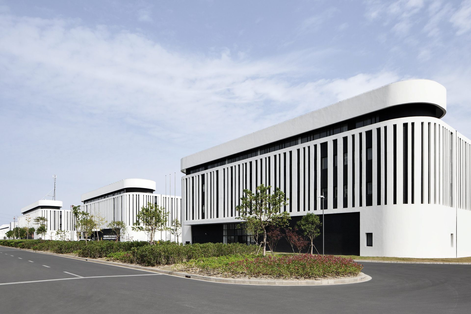 China Telecom Office and Technical Buildings B12&B13 - Projects - gmp ...