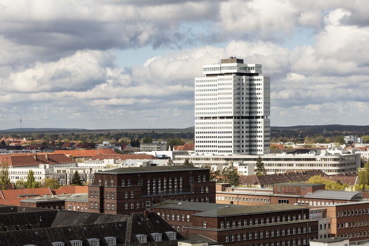Guomao Financial Tower - Projects - gmp Architekten