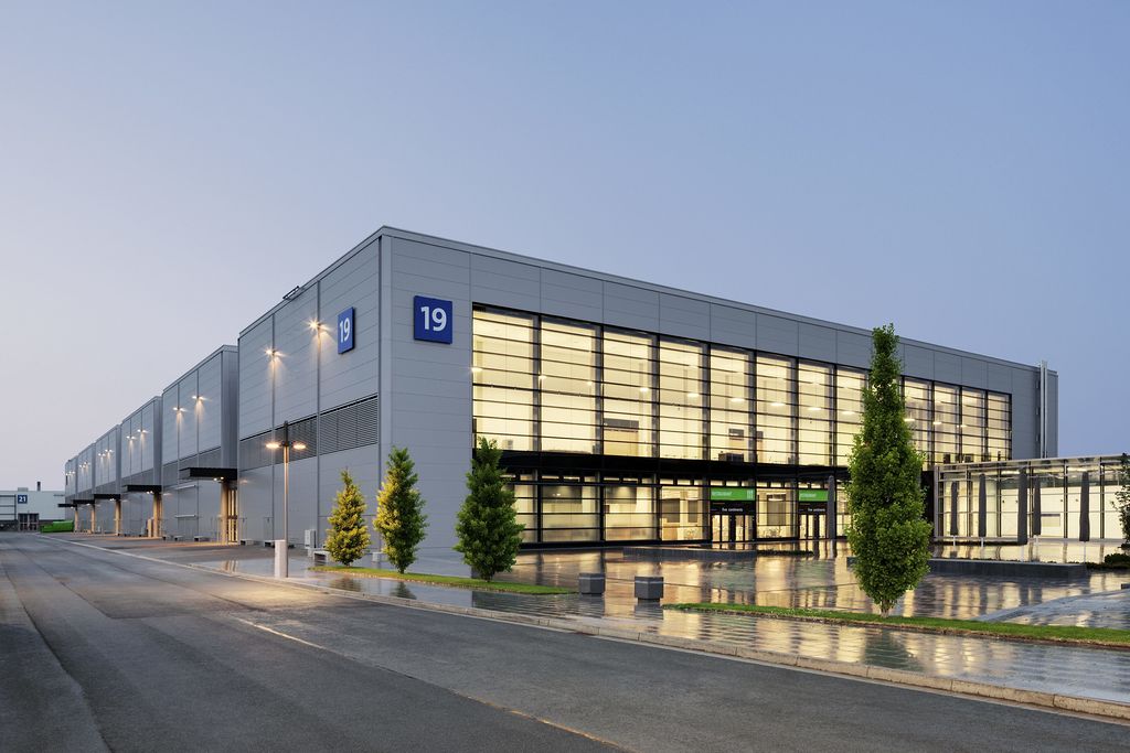 Messehalle 19/20 der Deutschen Messe Hannover - Projekte - gmp Architekten
