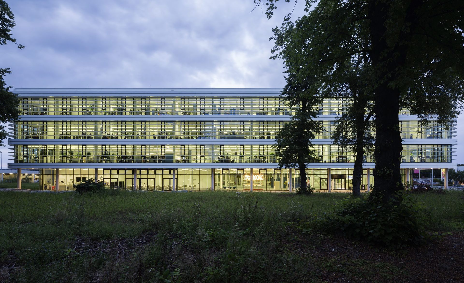 Jiaming Center - Projects - gmp Architekten