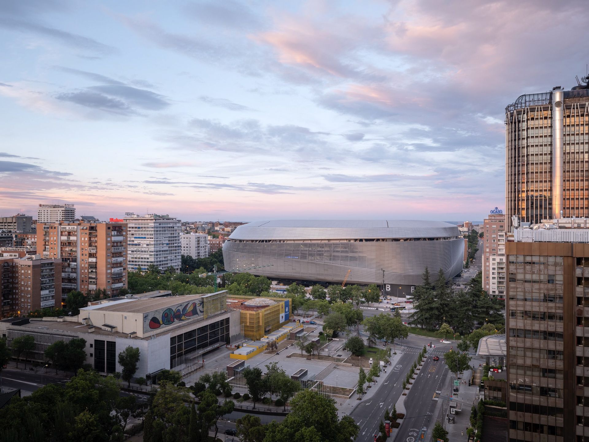 From a sports stadium to a multifunctional arena: The conversion of the ...