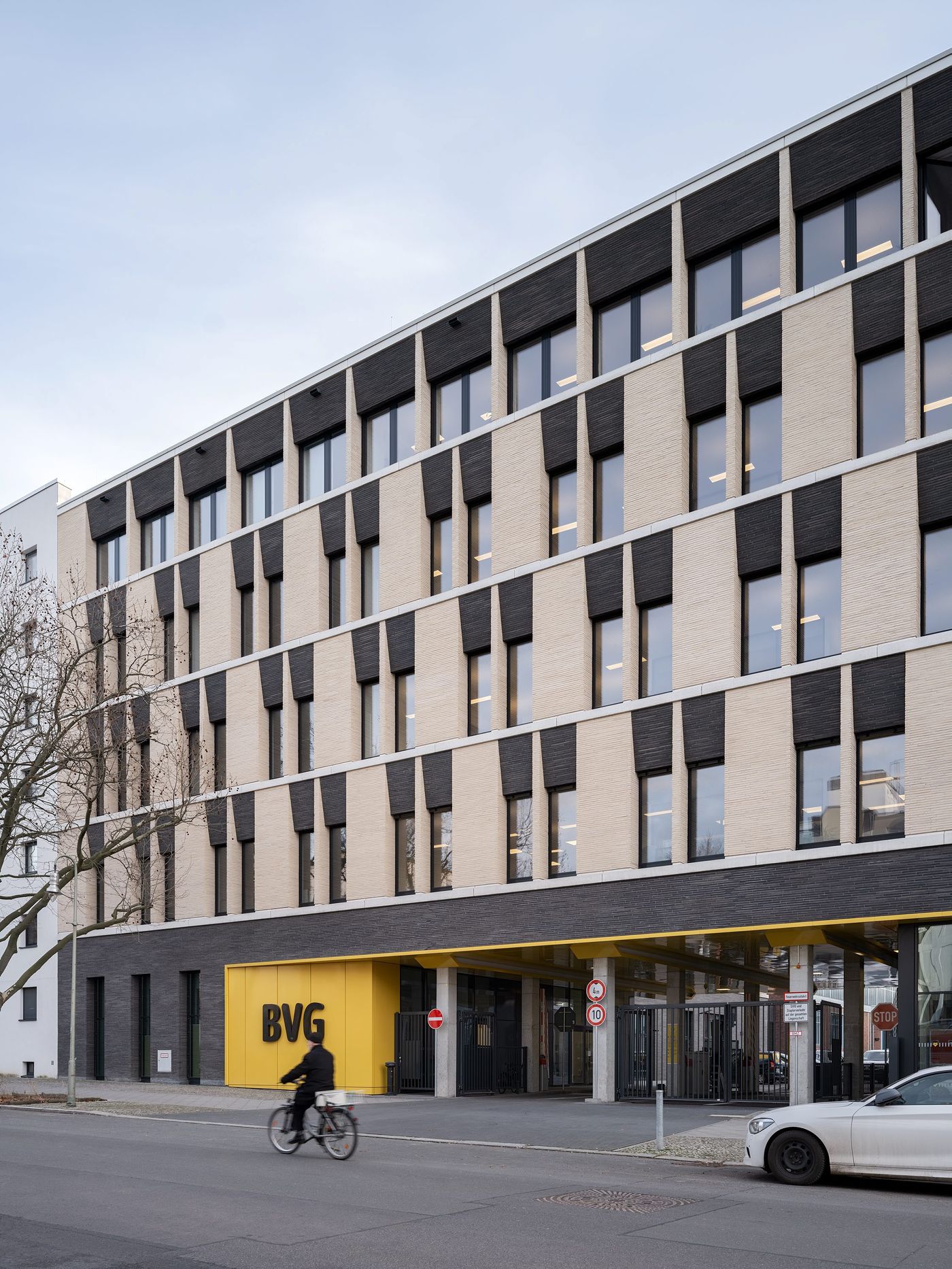 BVG Administrative Headquarters, Usedomer Straße - Projects - gmp ...