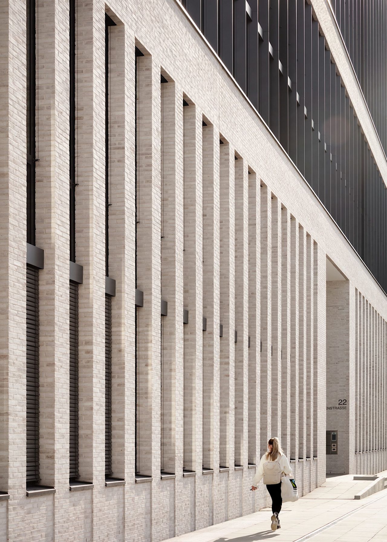 European Headquarters for Olympus - Projects - gmp Architekten