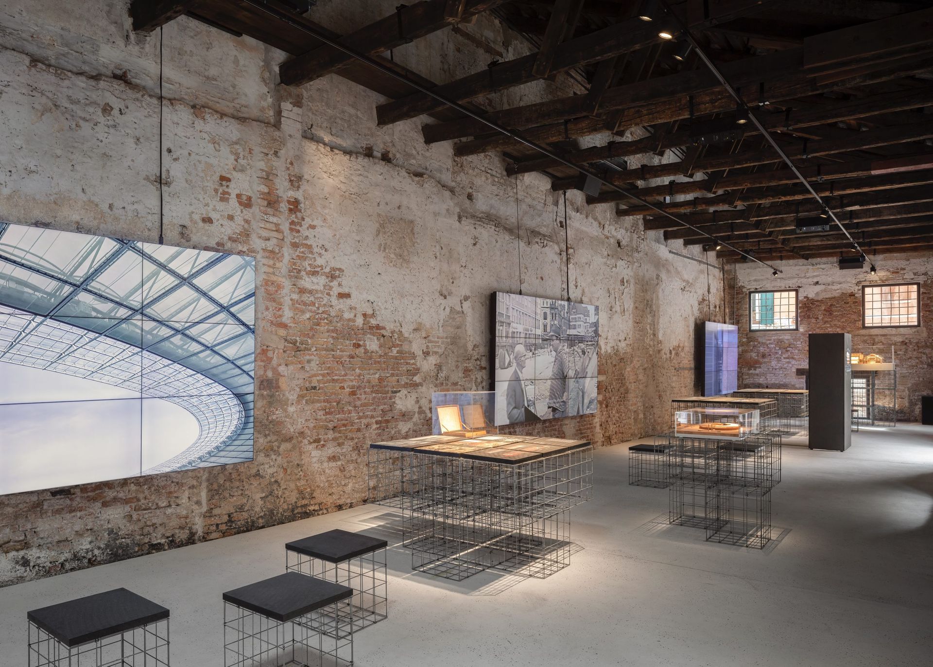 UMBAU Nonstop Transformation - Exhibitions - gmp Architekten